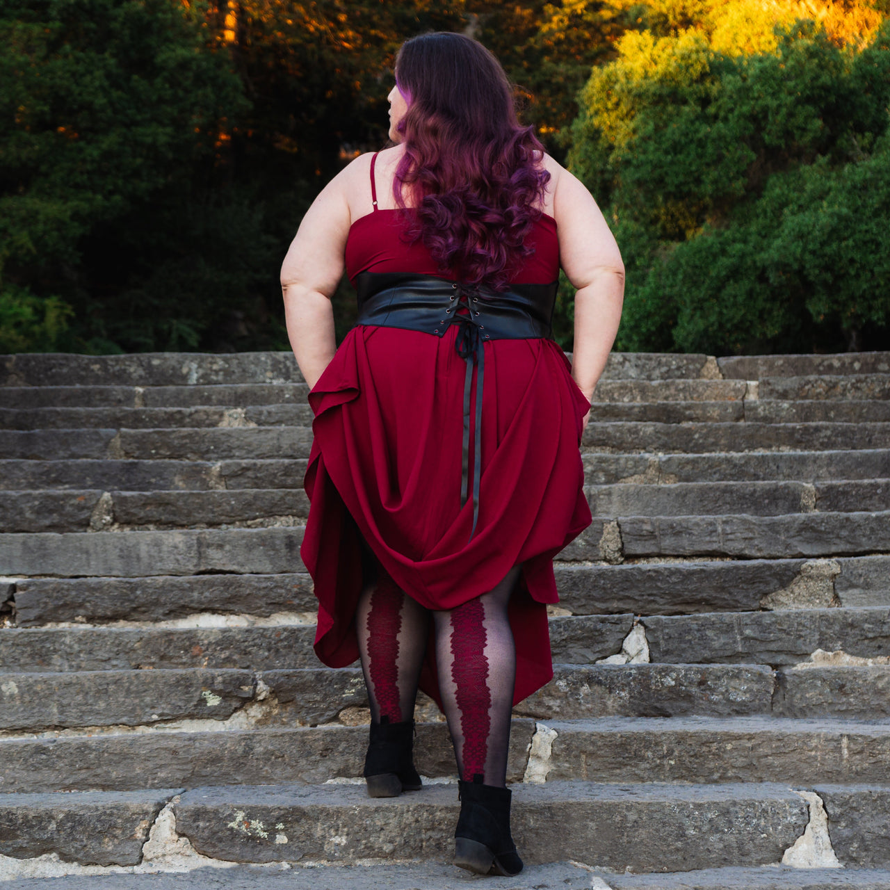 Entwined Tights | Red Celtic Knot Goth Tights | Snag – Snag EU